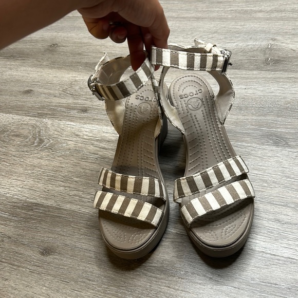 CROCS | Shoes | Crocs Leigh Striped Wedge Platform Sandals Size 6 ...